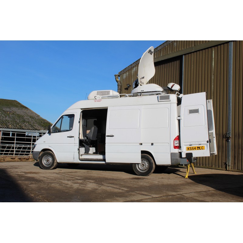 Mercedes Sprinter OB Van - 2004